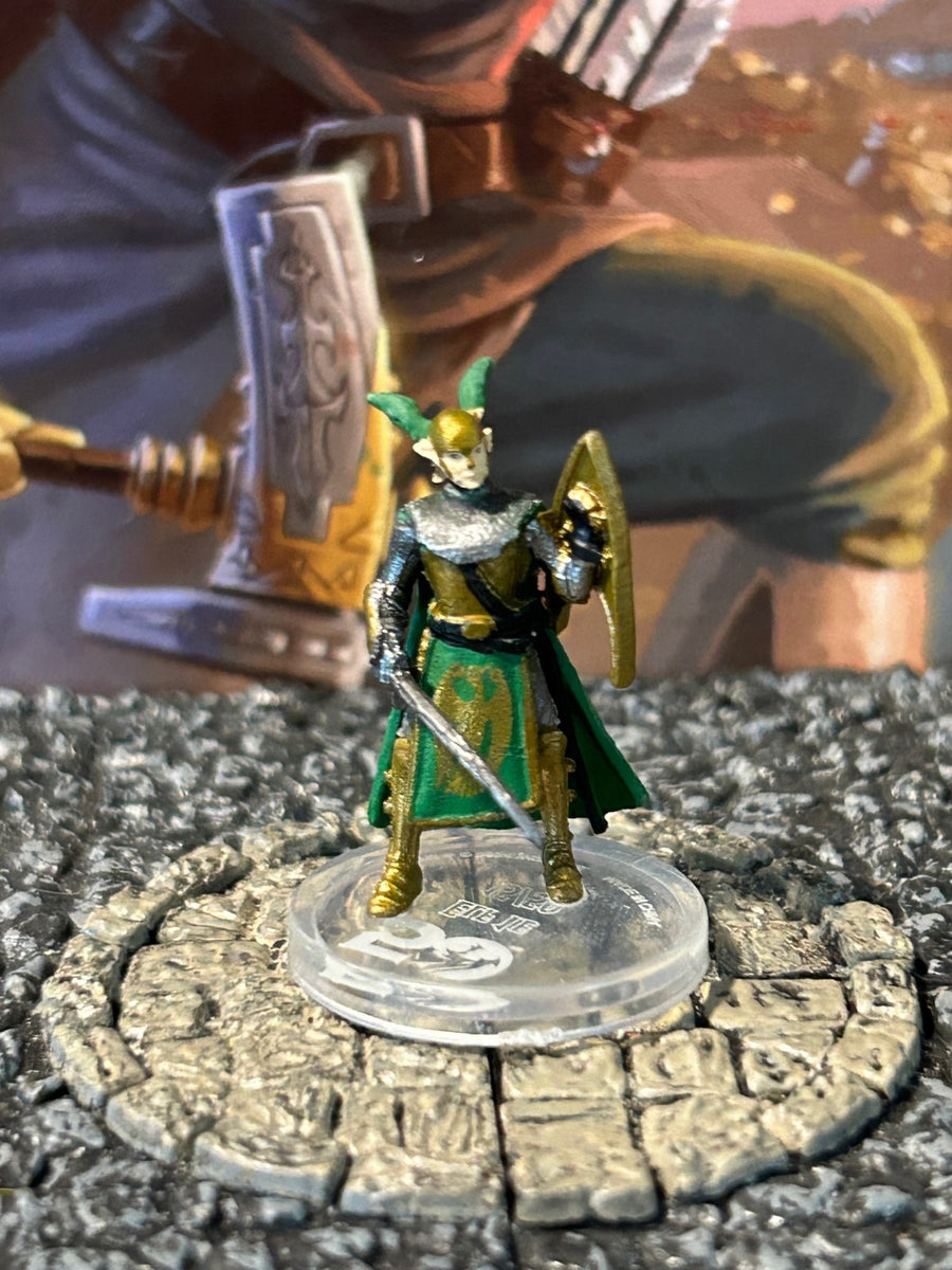 Elf 1E D&D Miniature Dungeons Dragons 50th Anniversary 15 fighter pala ...