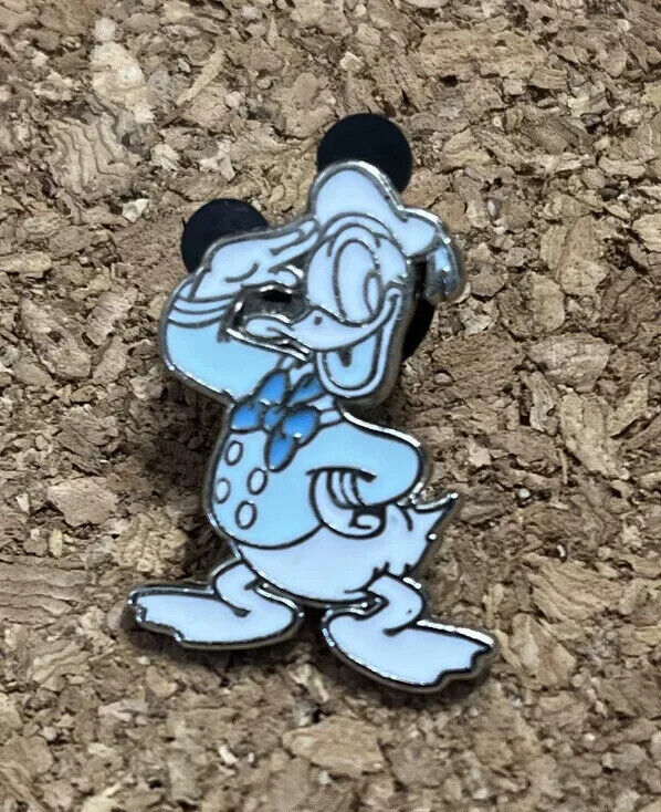 Donald Duck White Blue Spring 5 Booster SDR Disney Collectible Trader ...