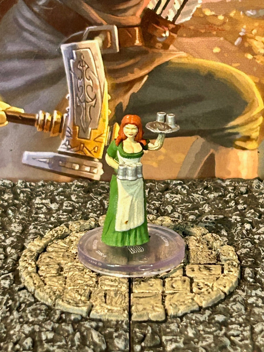 Serving Girl D&D Miniature Dungeons Dragons Rusty Dragon Inn 6 npc tav ...